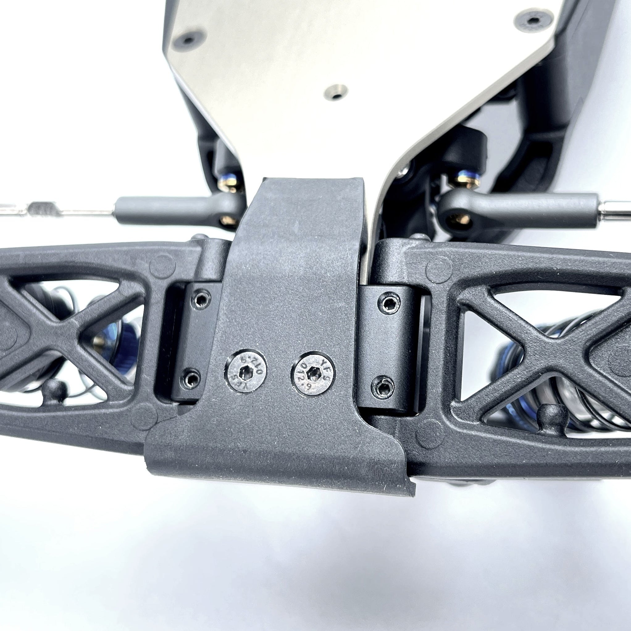 R1WURKS (B7 Series) Front Bulkhead, +/-2.5 deg., Aluminum R1-900062 ...